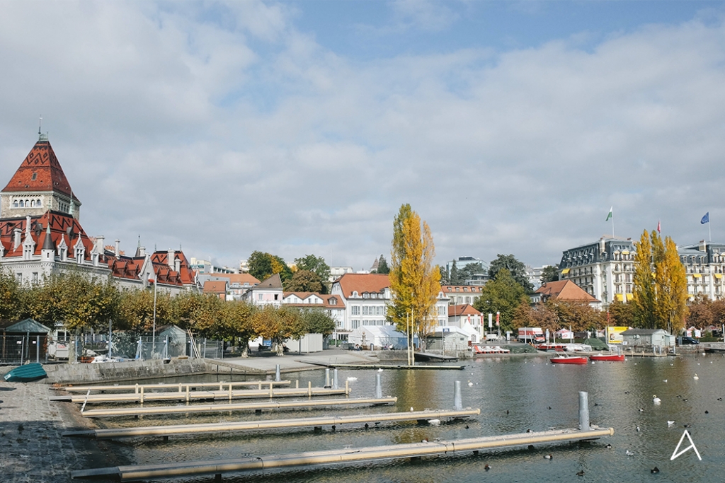 Ouchy, ses quais & le Lac Léman - Awwway